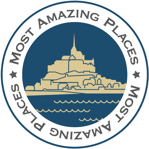 Book Mont-Saint-Michel Tickets and Day Tours from Paris 2025